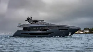 €500k price reduction on 30m "stealth" grey Sunseeker 100 motor yacht Majic